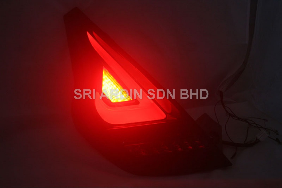Toyota Prius C 11- Smoke Light Bar LED Tail Lamp